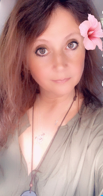 Channillo|Rachel Rain Martin